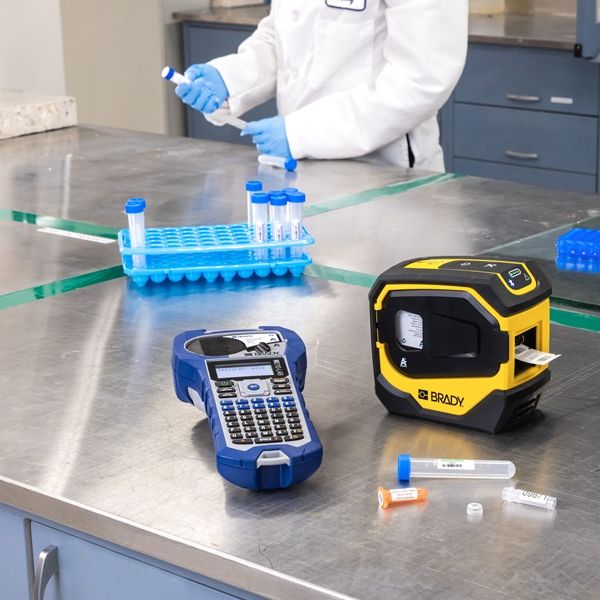 Mobile Brady-Drucker M210, M210-LAB, M211 jetzt kaufen | SETON